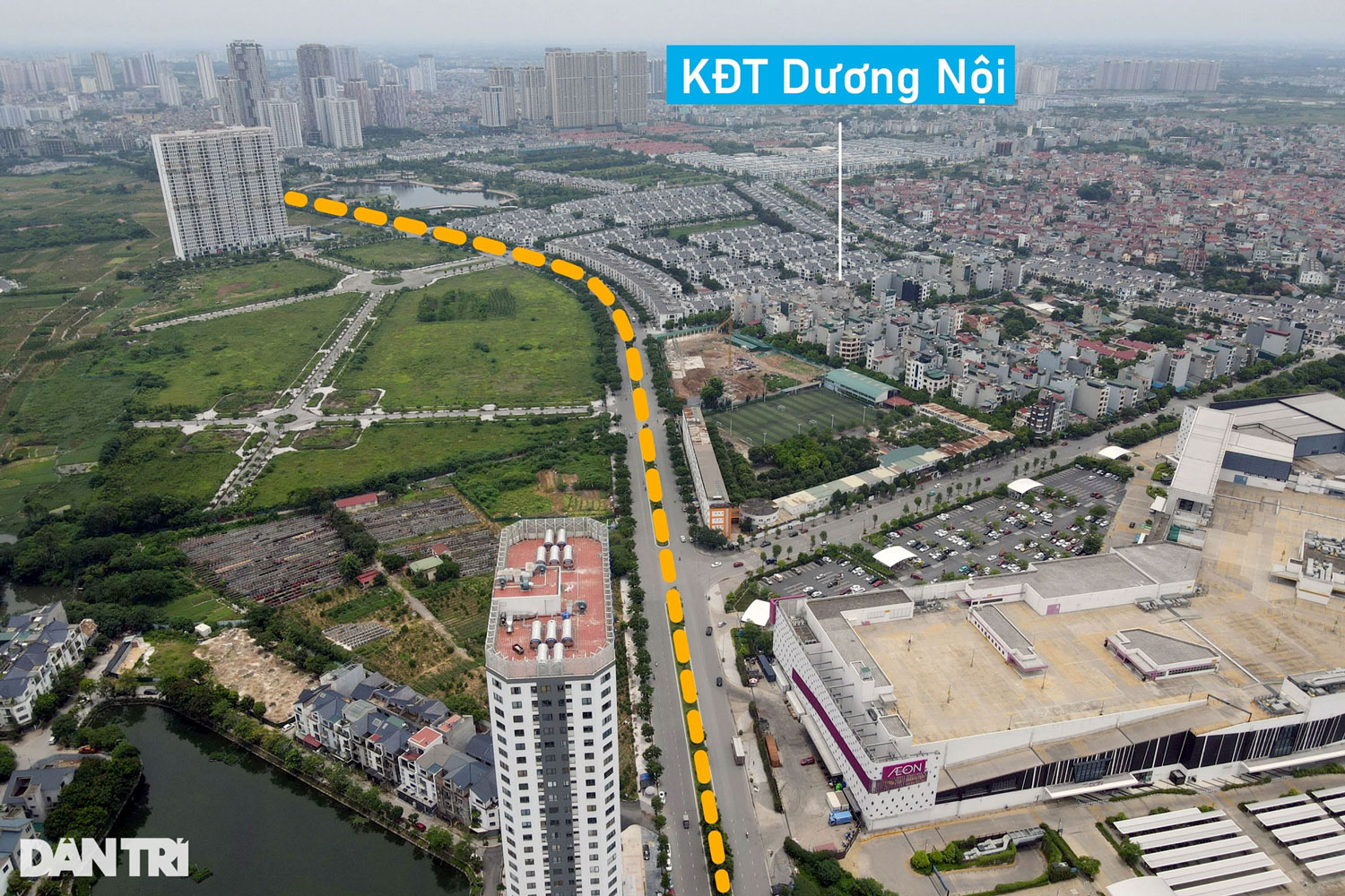 Khu đô thị mới Dương Nội hiện trạng 2 trục đường quy hoạch rộng 40m chạy qua